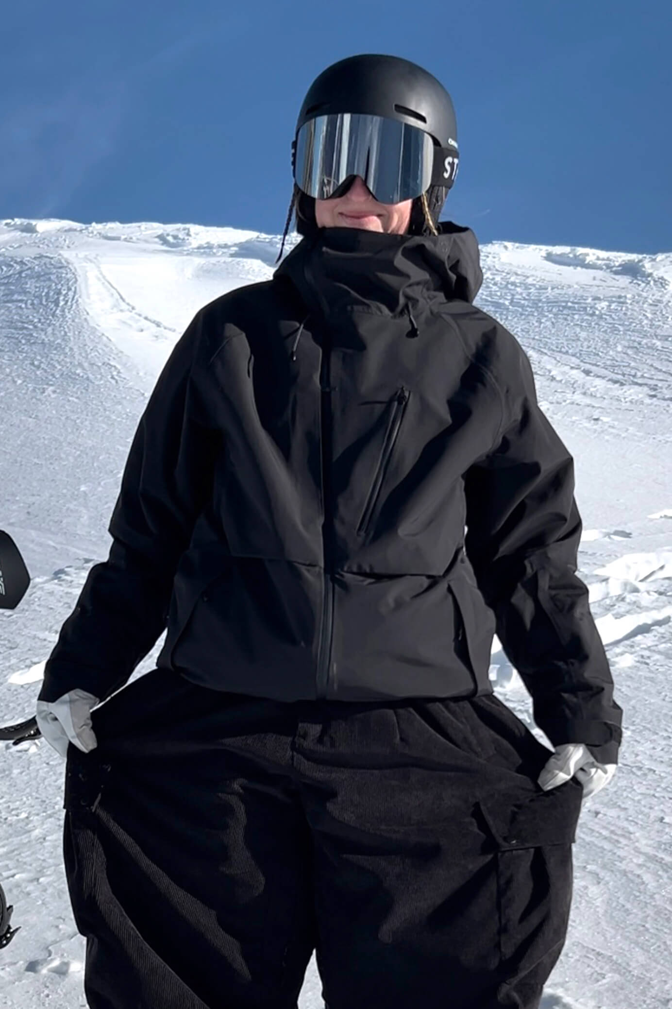 Women's Black Face Vented Multi-pocket Fully Waterproof Snow Jacket ...